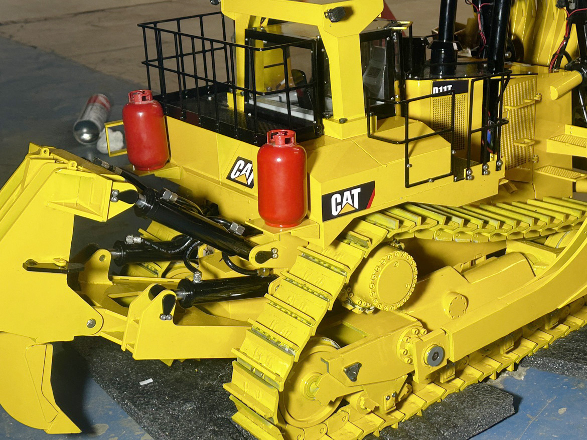 D11T RC Hydraulic Bulldozer | 1/10 RC Hydraulic Bulldozer D11T | Eaglemach